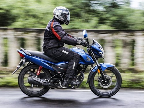 Correct Riding Positions for a Motorcycle Rider | SAGMart